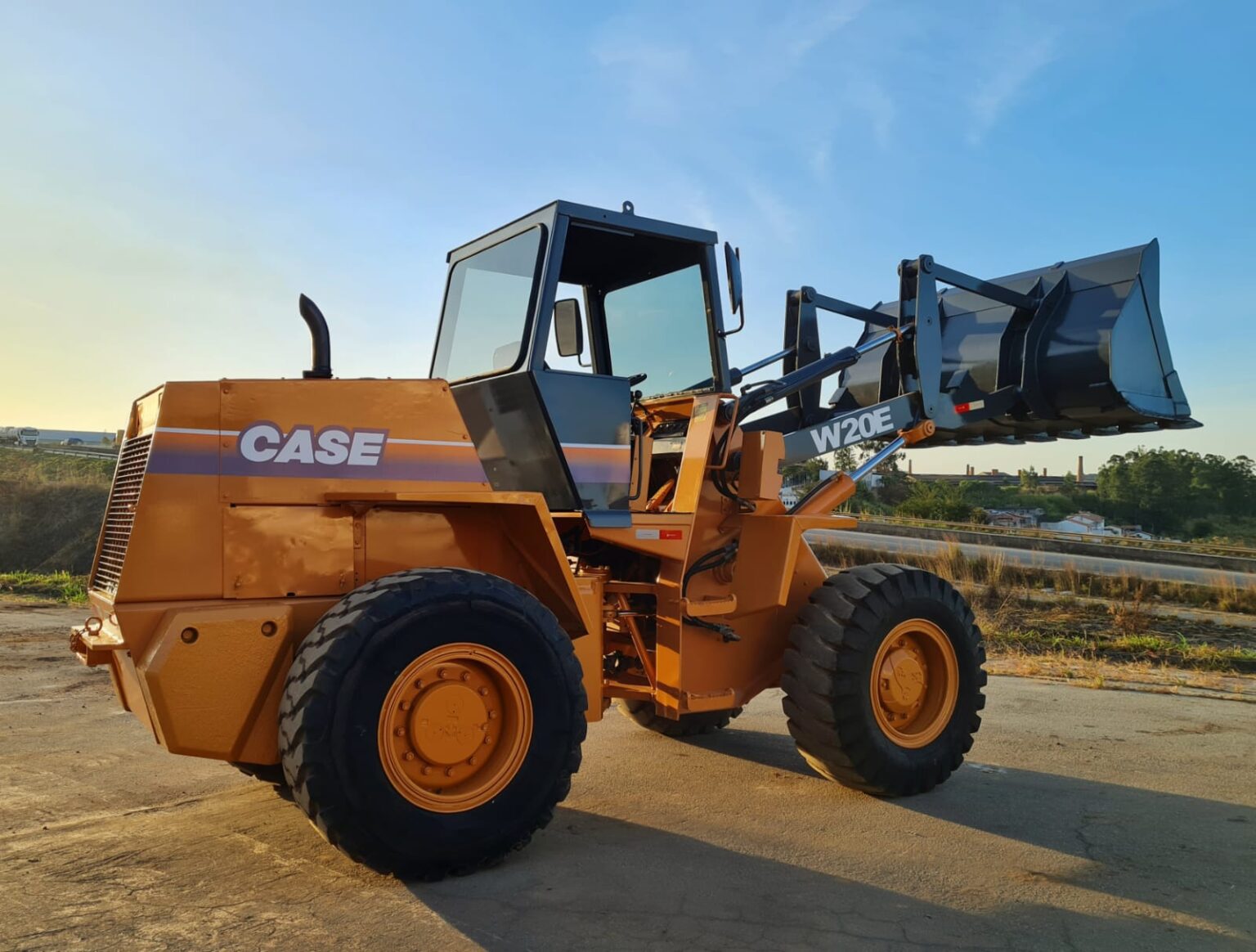 Pá Carregadeira CASE W20E – Porto Velho Máquinas