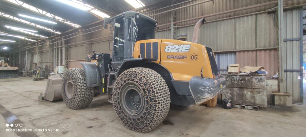 Pá Carregadeira CASE 821E - Porto Velho Máquinas